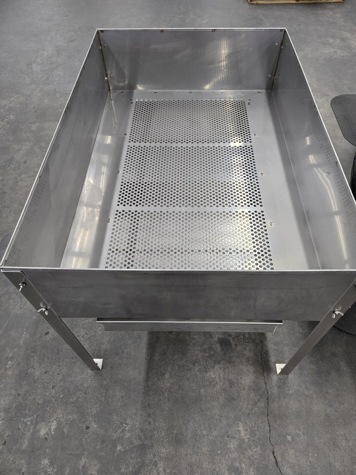 Kettle Corn Machine Company -King Sifting and Cooling Table